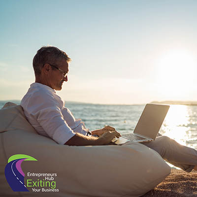 Top 5 Tips for Business Owners on Holiday - Entrepreneurs Hub